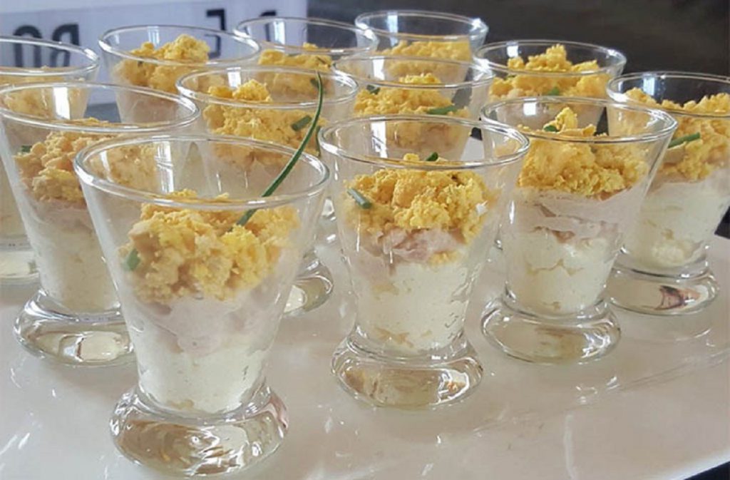 Verrines Thon Aux Oeufs Mimosa Et Mayonnaise Astuces Au Feminin
